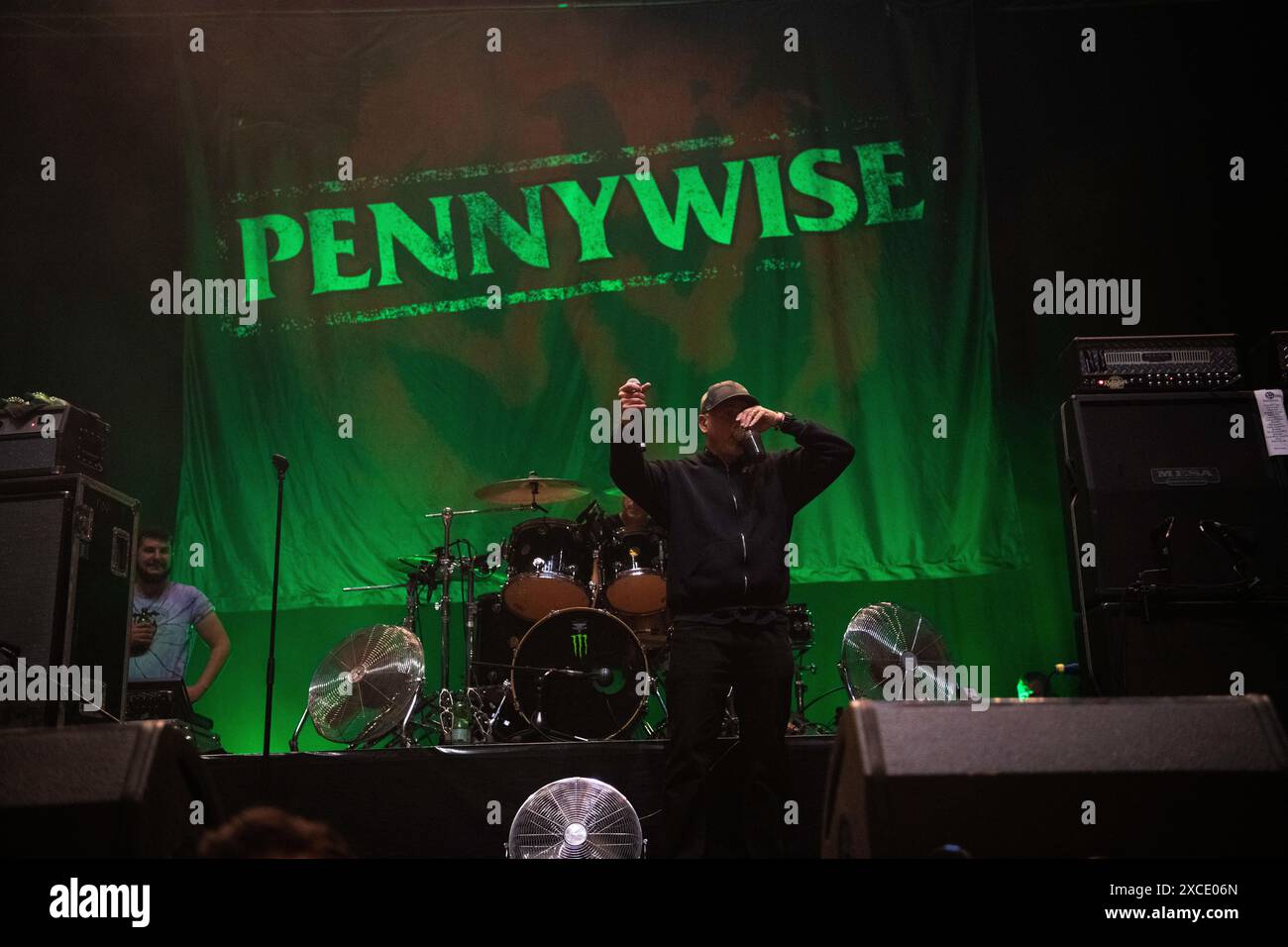 Pennywise hi-res stock photography and images - Alamy
