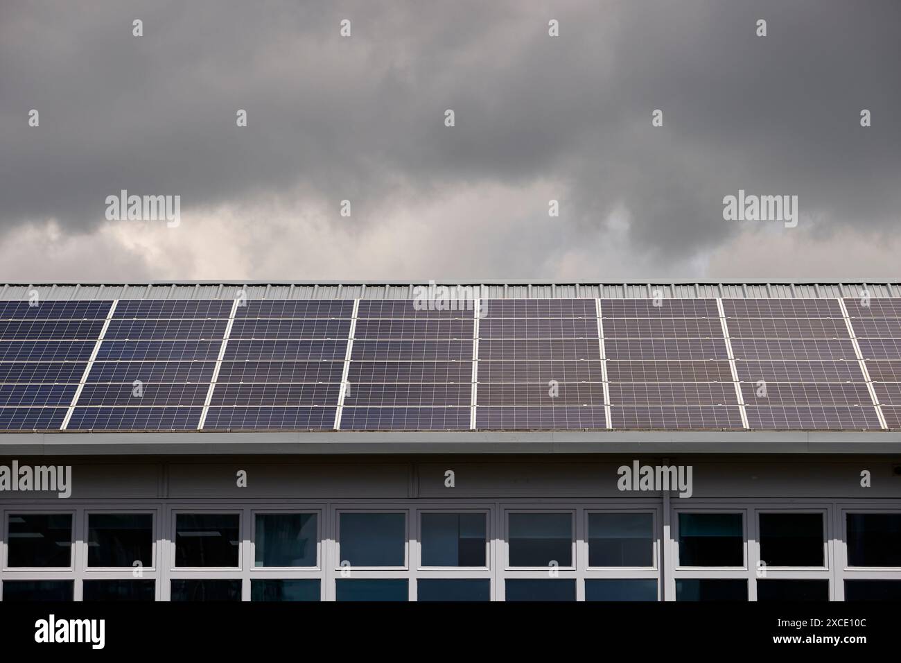 Dark solar panels hi-res stock photography and images - Alamy