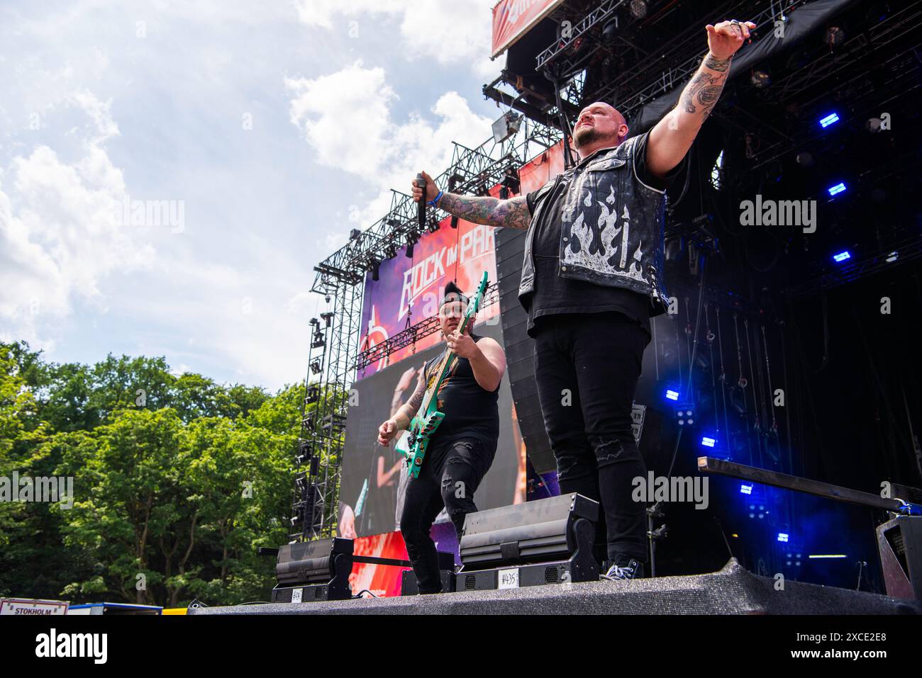 Atreyu bassista hi-res stock photography and images - Alamy