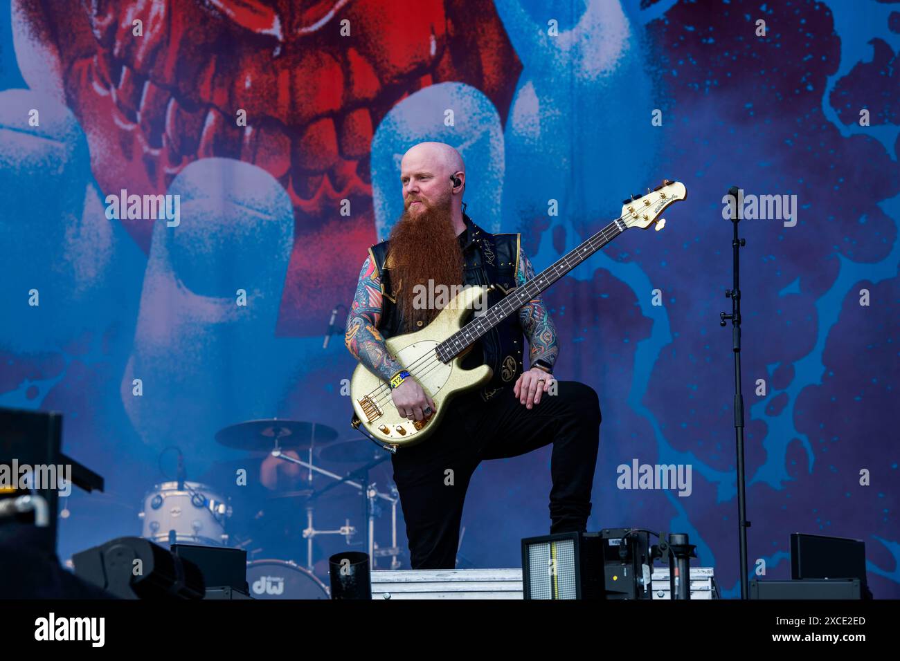 Atreyu bassista hi-res stock photography and images - Alamy