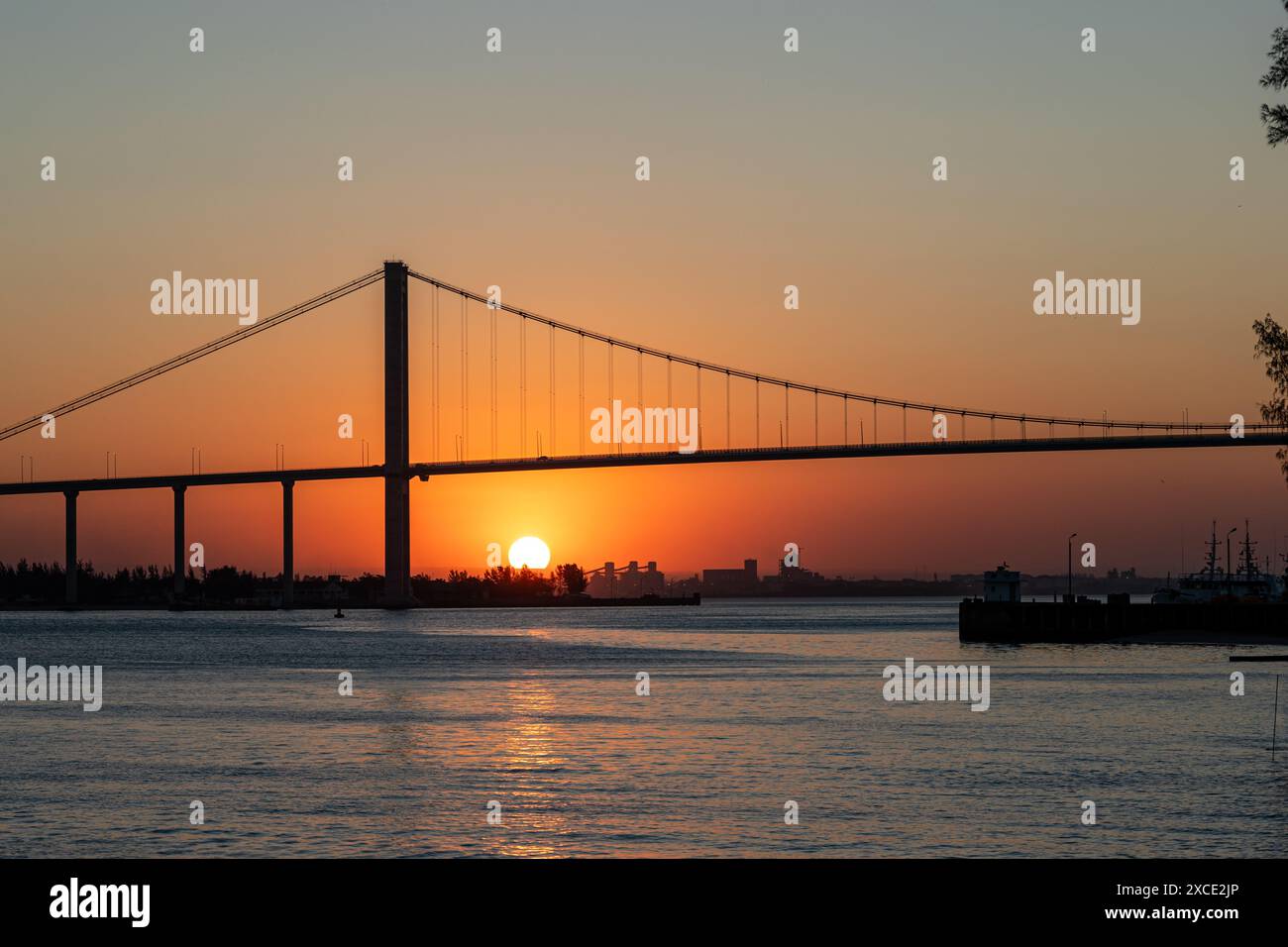 Maputo bridge hi-res stock photography and images - Alamy