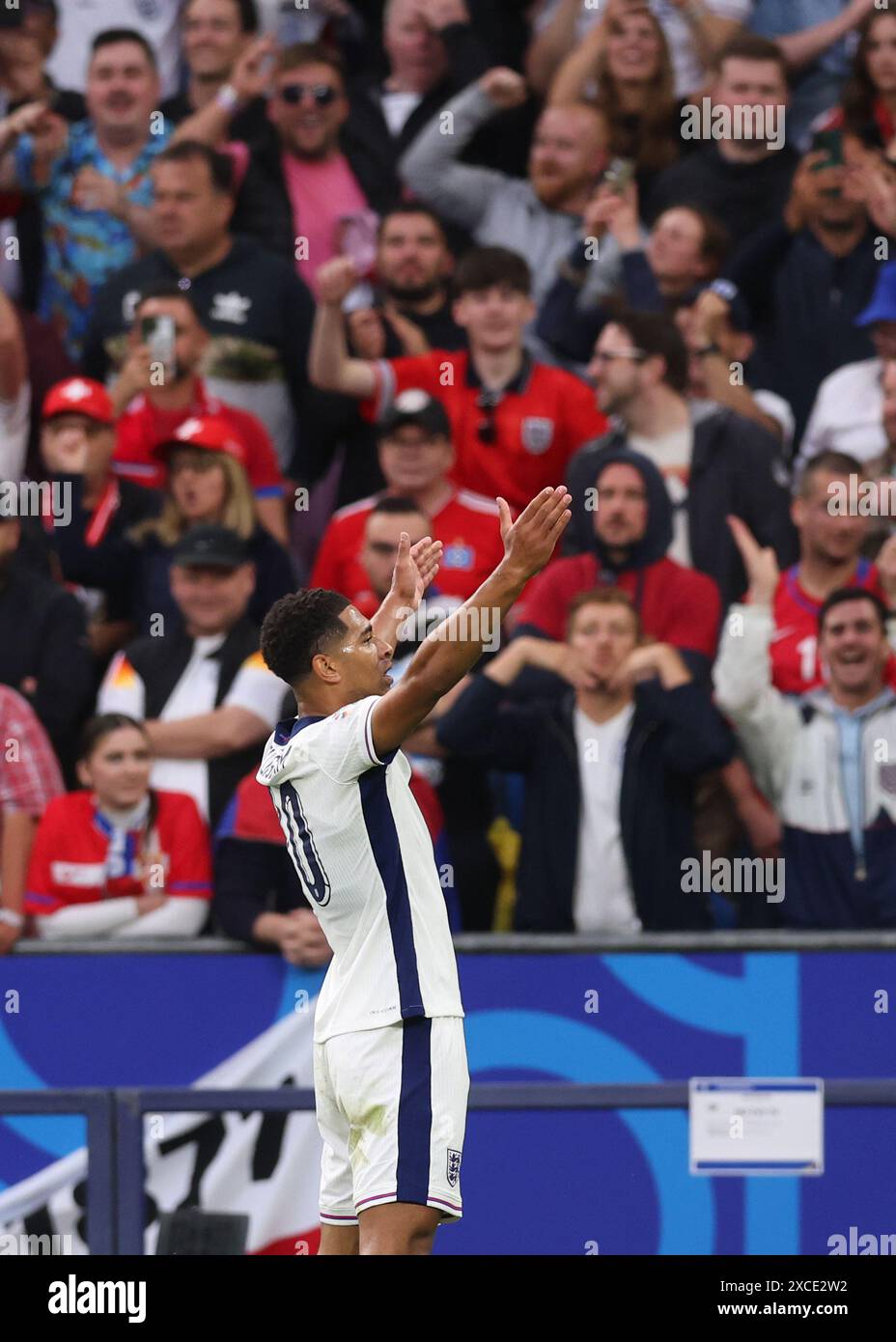 Jude bellingham goal hi-res stock photography and images - Alamy