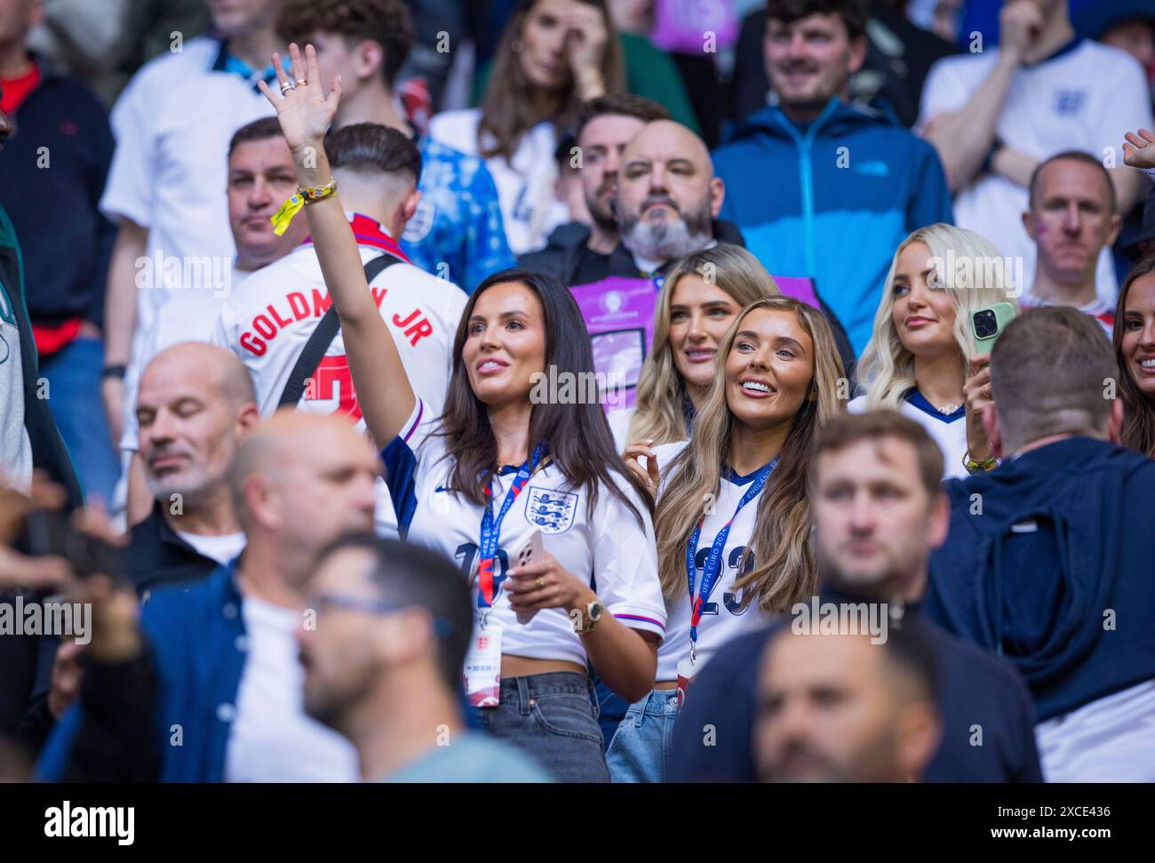 Gelsenkirchen, Germany. 16th Jun 2024. Ellie Alderson partner of Ollie ...