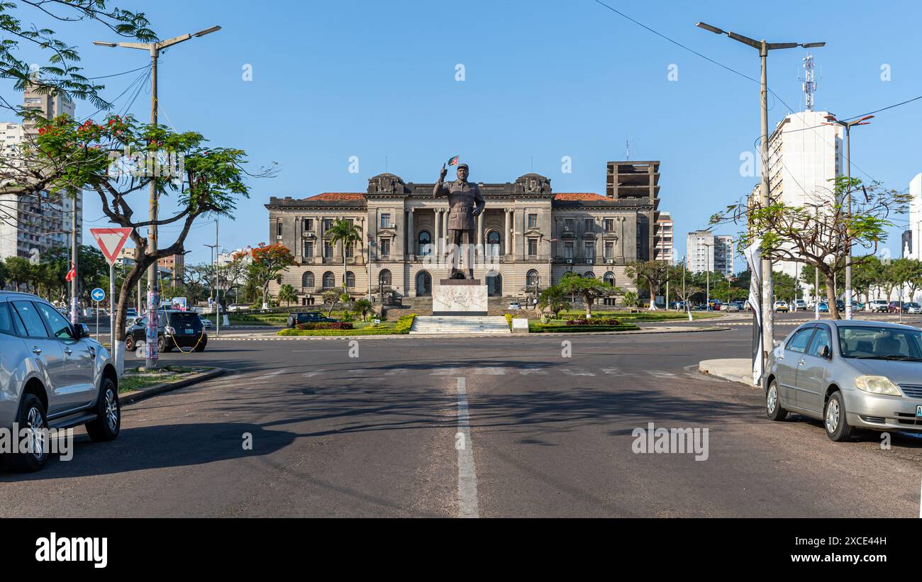 Mozambique, Maputo, Maputo Cidade, The new statue of Samora Machel ...