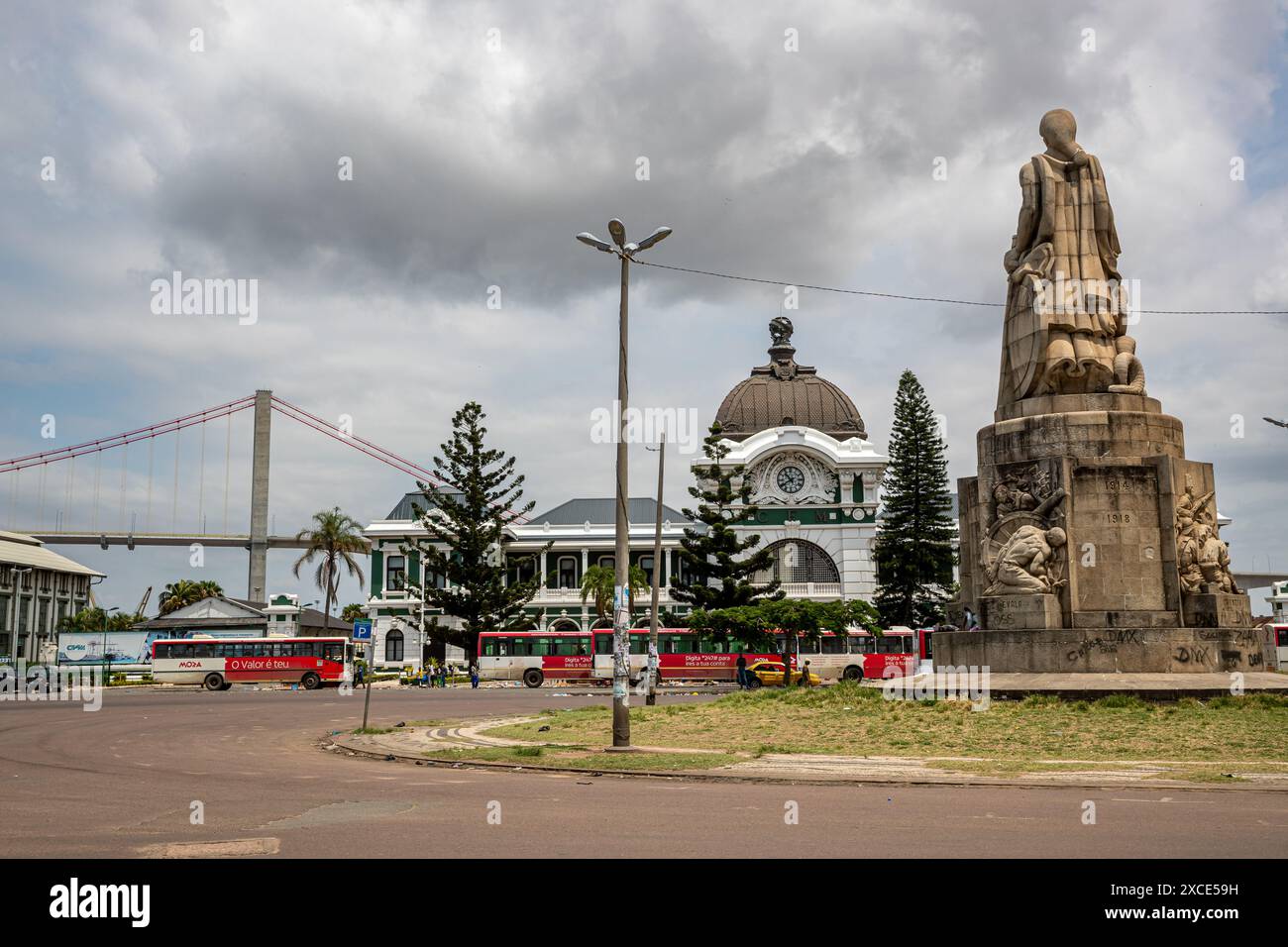Mozambique, Maputo, Maputo Cidade, Baixa, Railways station, The Workers ...