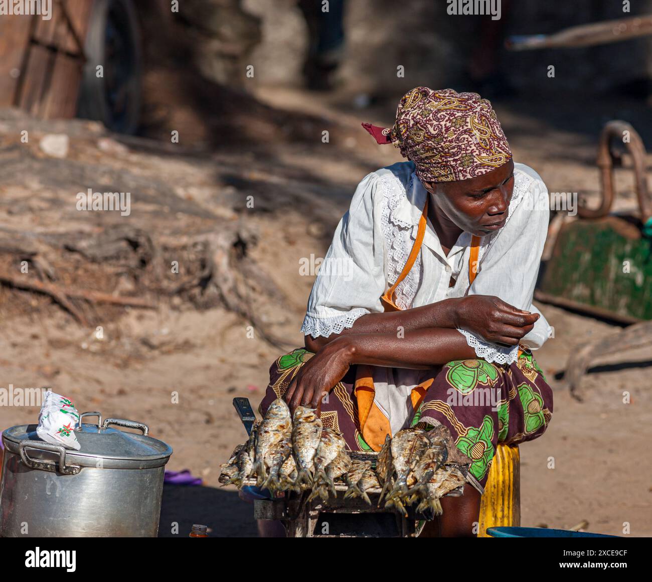 Mozambique, Maputo, Maputo Cidade, Street food ready Stock Photo - Alamy