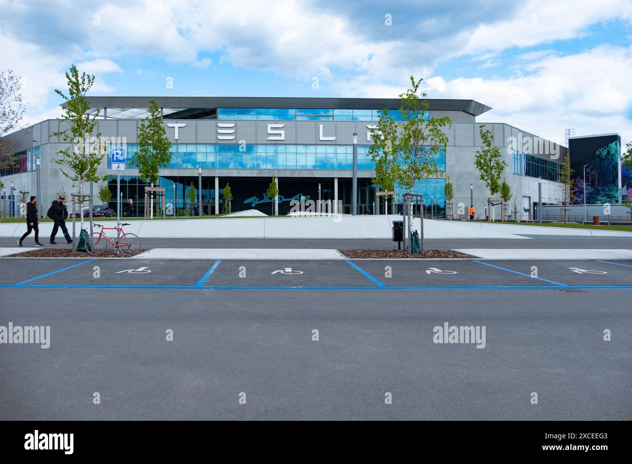 Gigafactory Berlin-Brandenburg Tesla, Automotive industry manufacturing ...