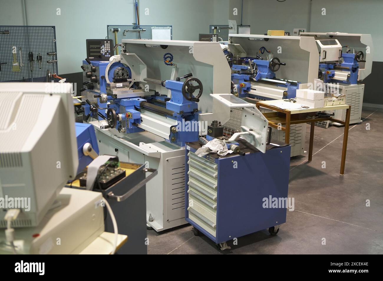 Machine-Tool lab, Department of Mechanical Engineering, Escuela ...