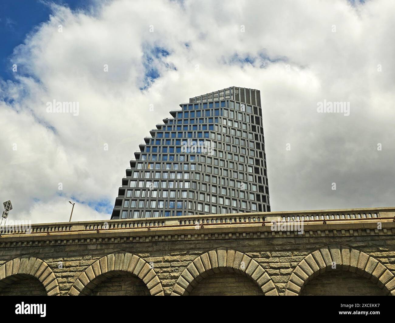 Unique building in Dumbo, Brooklyn, New York, that resebles a giant ...