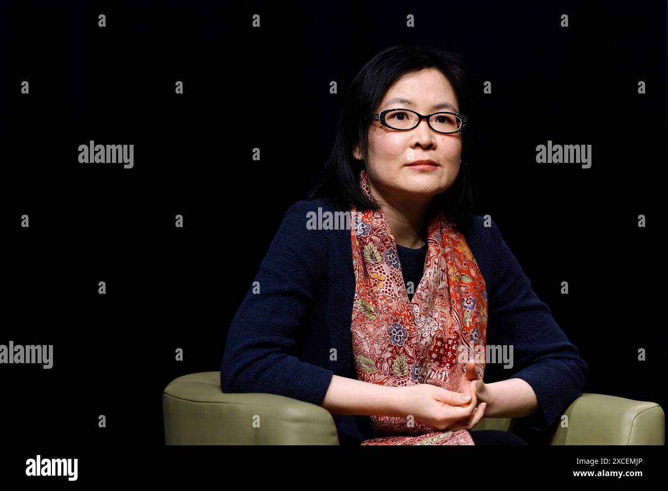 Politikwissenschaftlerin und Autorin Yuen Yuen Ang auf der Phil.Cologne ...