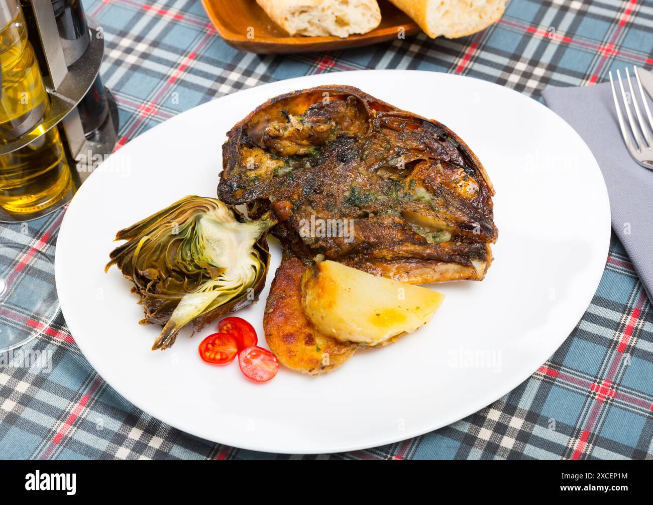 Baked head of lamb Stock Photo - Alamy