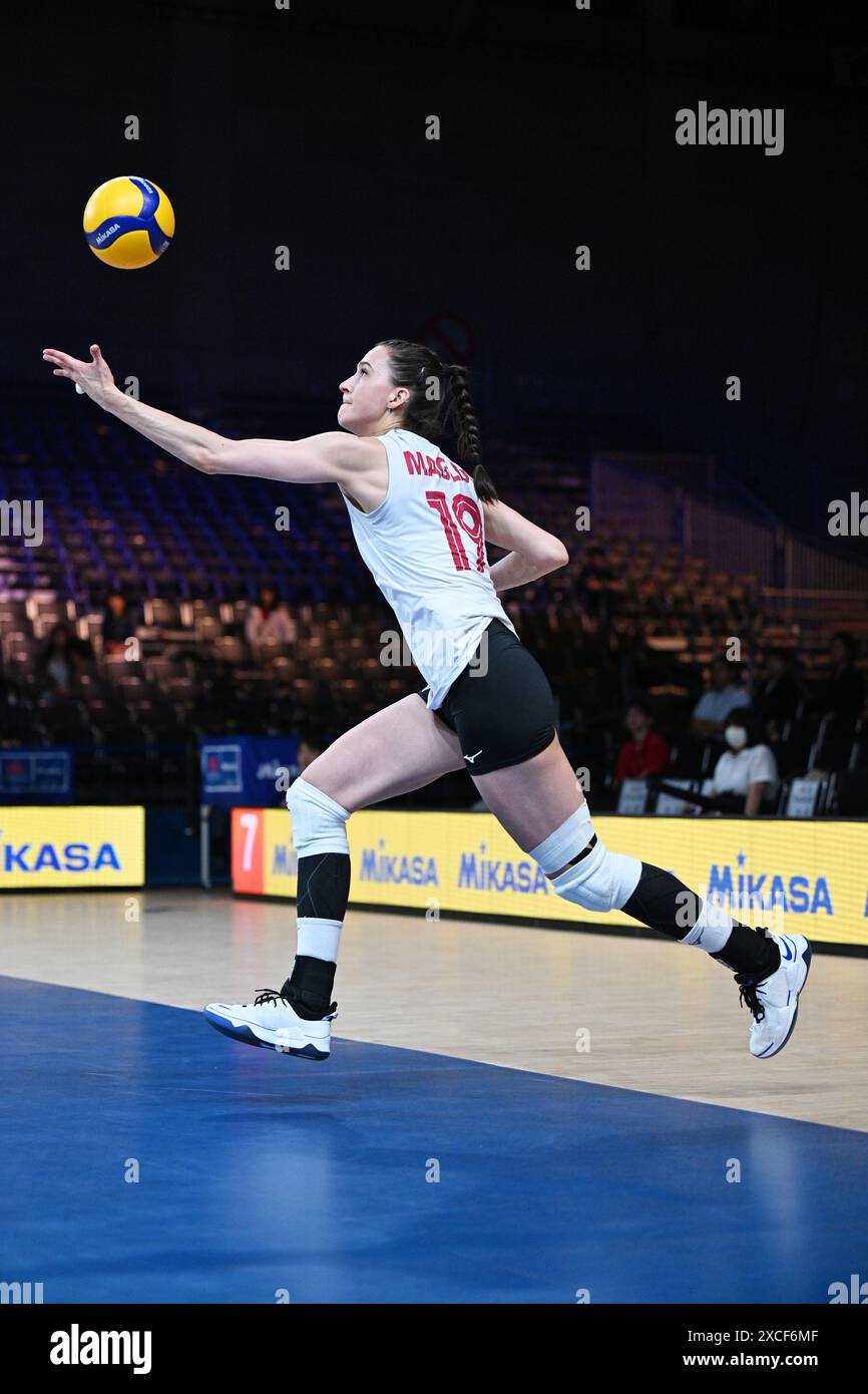 Emily maglio hi-res stock photography and images - Alamy