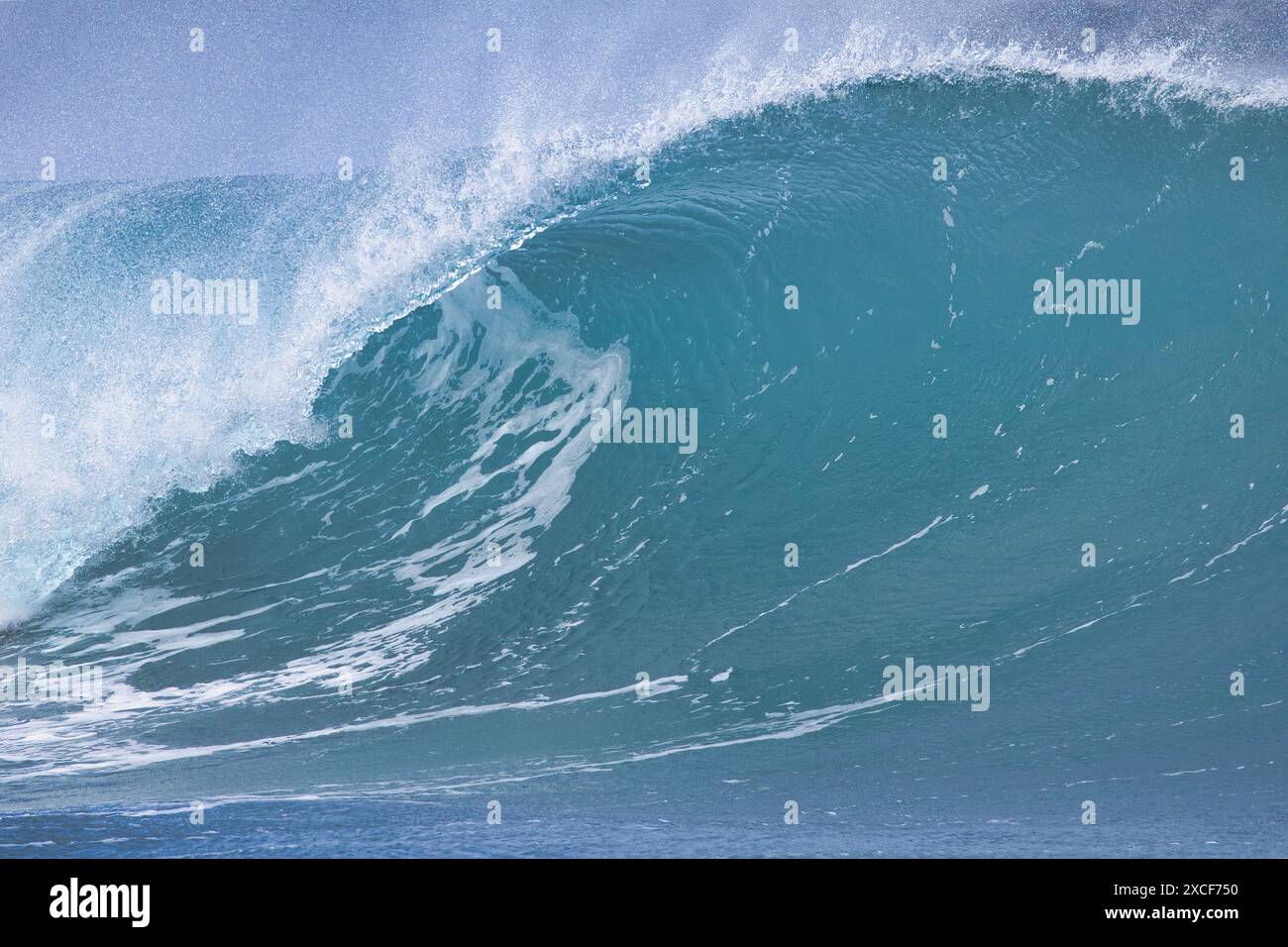 Tropical ocean background towering hi-res stock photography and images ...