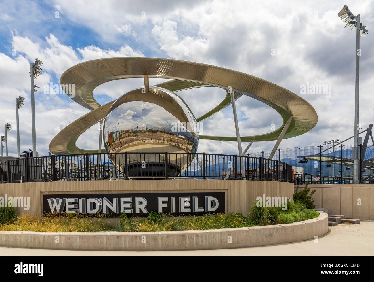 The Epicenter - sculpture by an unknown author on the corner of Weidner ...