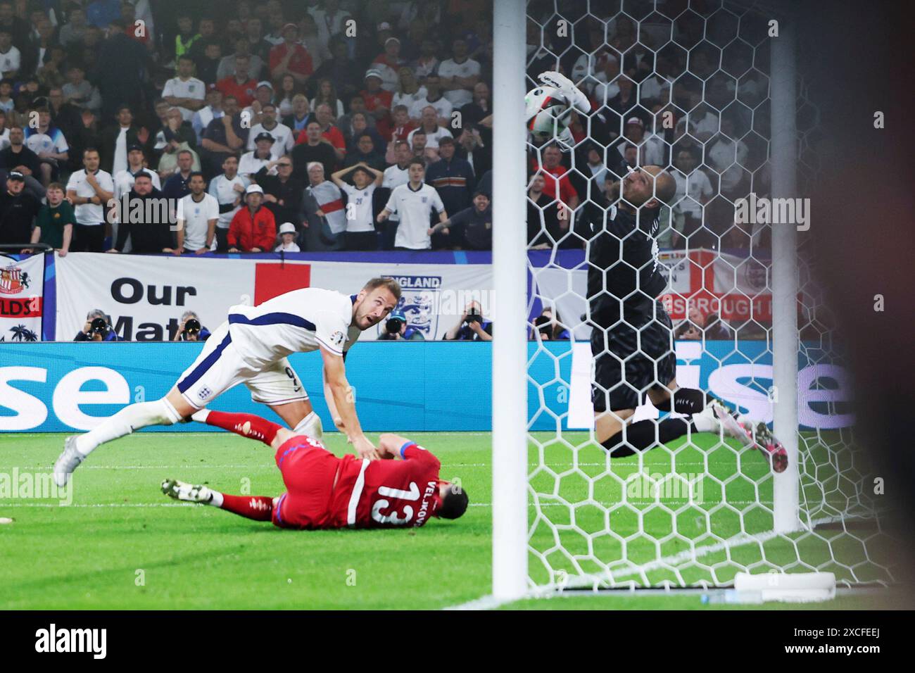Gelsenkirchen. 16th June, 2024. Harry Kane (L) of England competes ...