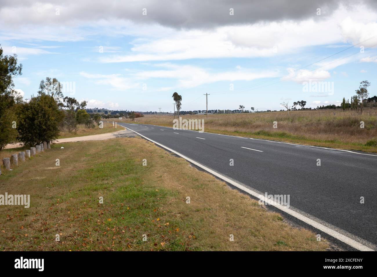Thunderbolts Way is a 305-kilometre (190 mi) country road located in ...