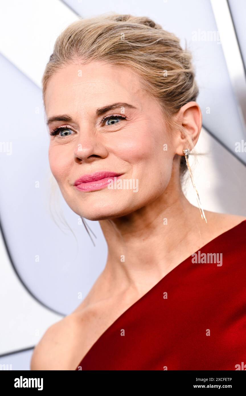 New York, USA. 16th June, 2024. Celia Keenan-Bolger walking on the red ...