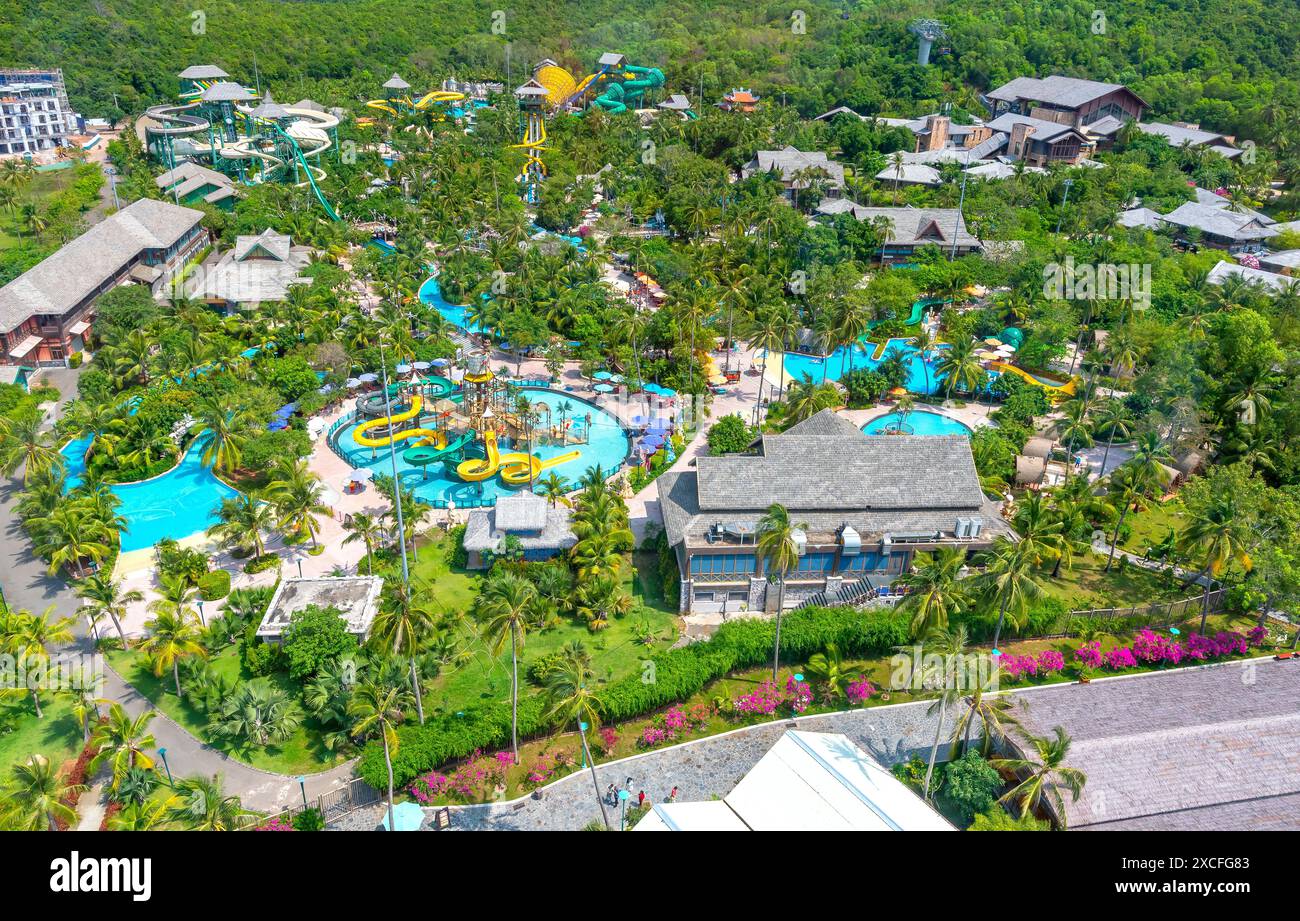 Sun World Hon Thom nature park, an amusement and recreational water ...