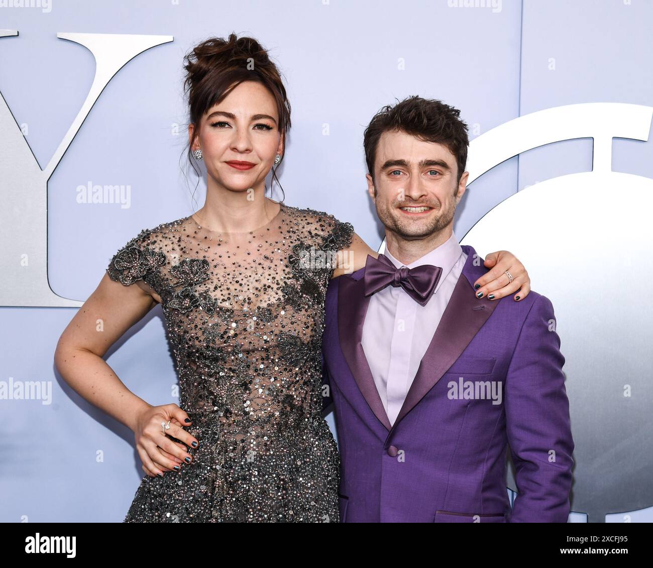 Daniel Radcliffe, Erin Darke Attend 2024 Emmy Awards After Baby – CYFM