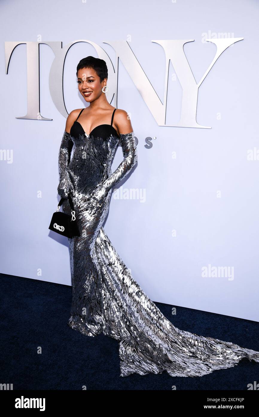 Maleah Joi Moon walking on the red carpet at the 77th Annual Tony ...