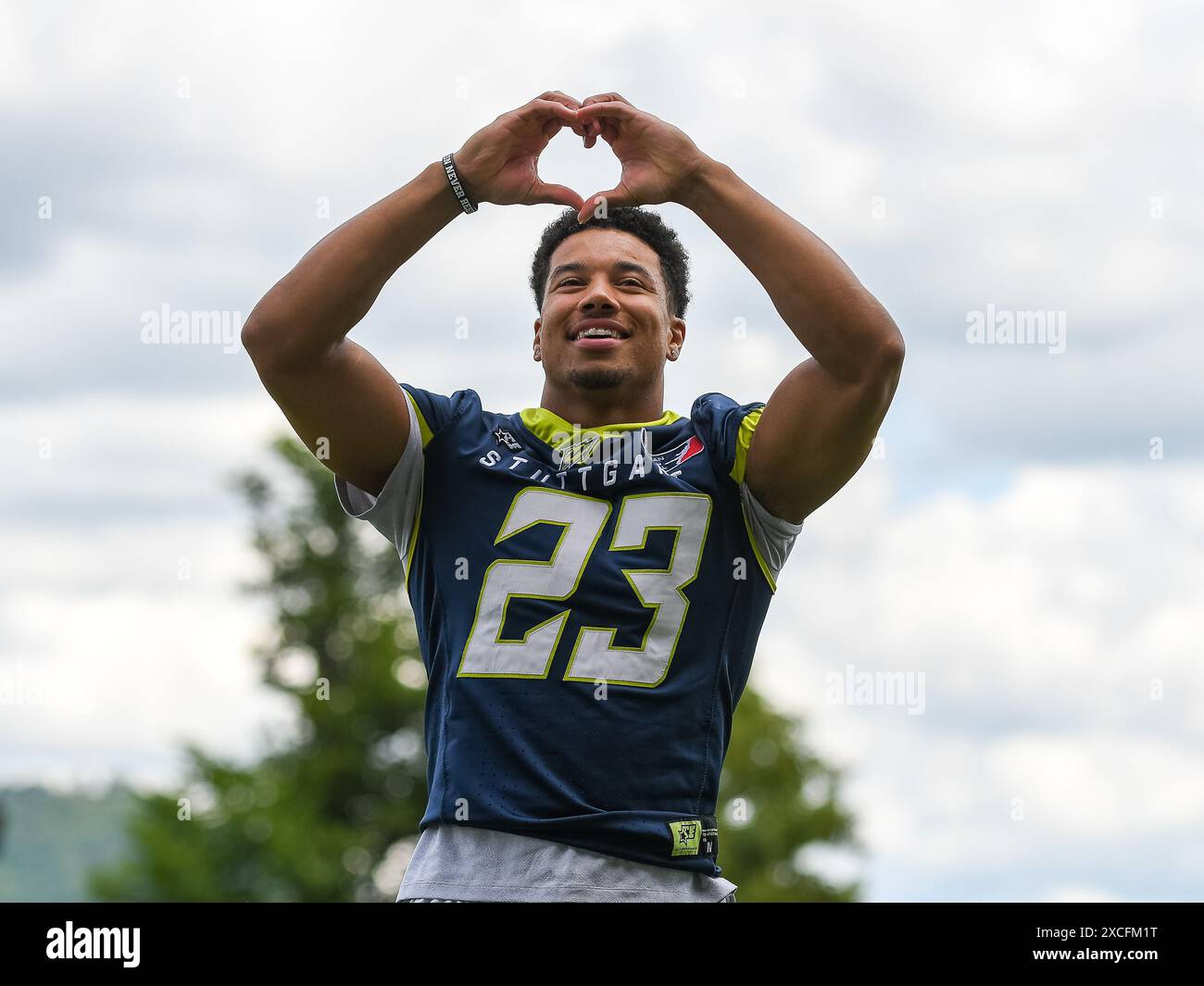 Marcel Dabo (Indianapolis Colts #42), Stuttgart Surge vs. Milano Seamen ...