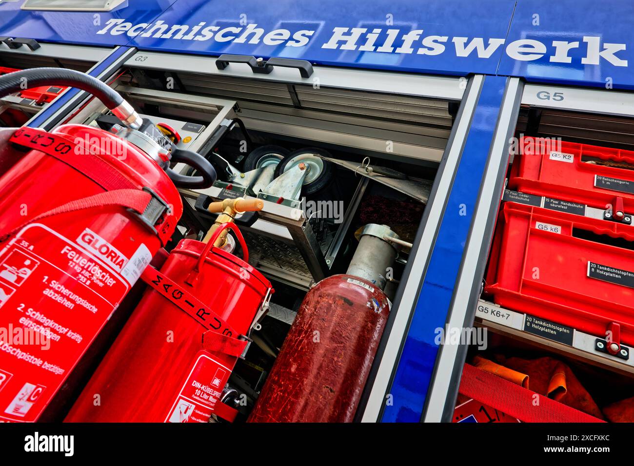 Im Einsatz. Das THW als Helfer bei Zivil- und Katastrophenschutz ...