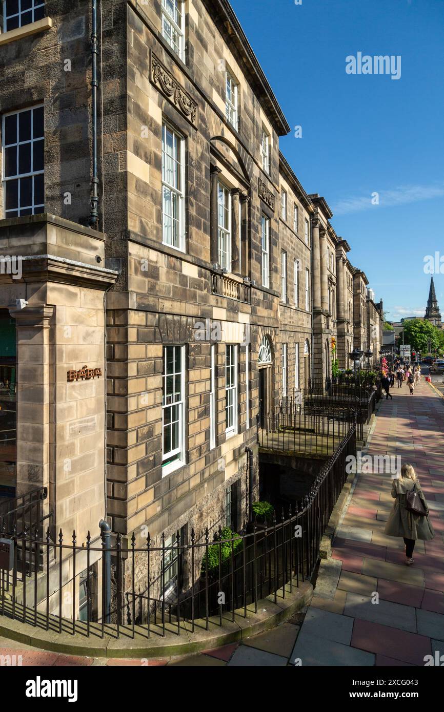 Georgian house in Charlotte Square, Edinburgh, Scotland Stock Photo - Alamy