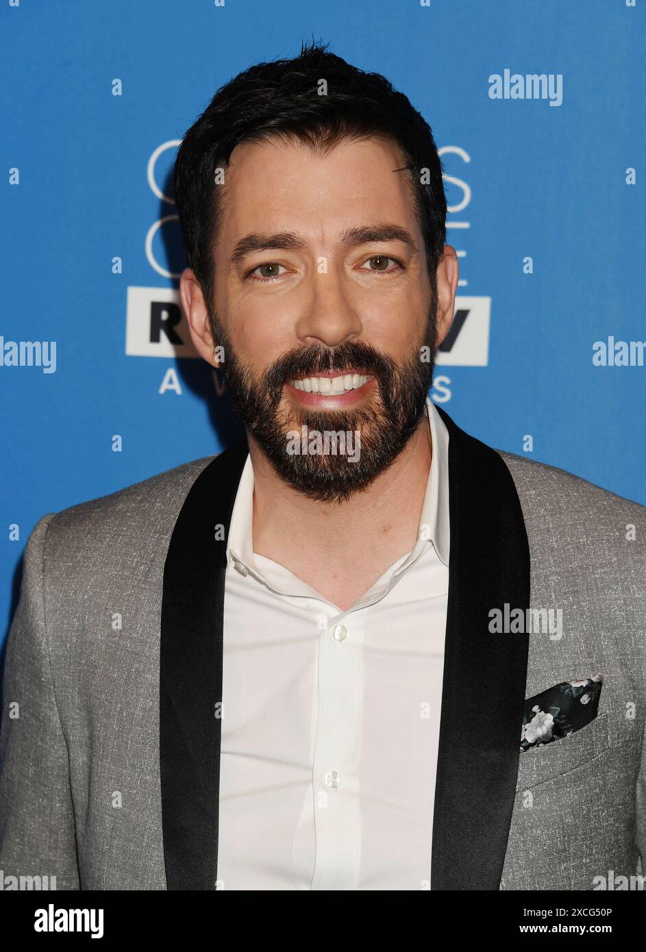 LOS ANGELES, CALIFORNIA - JUNE 15: Drew Scott attends the Sixth Annual ...