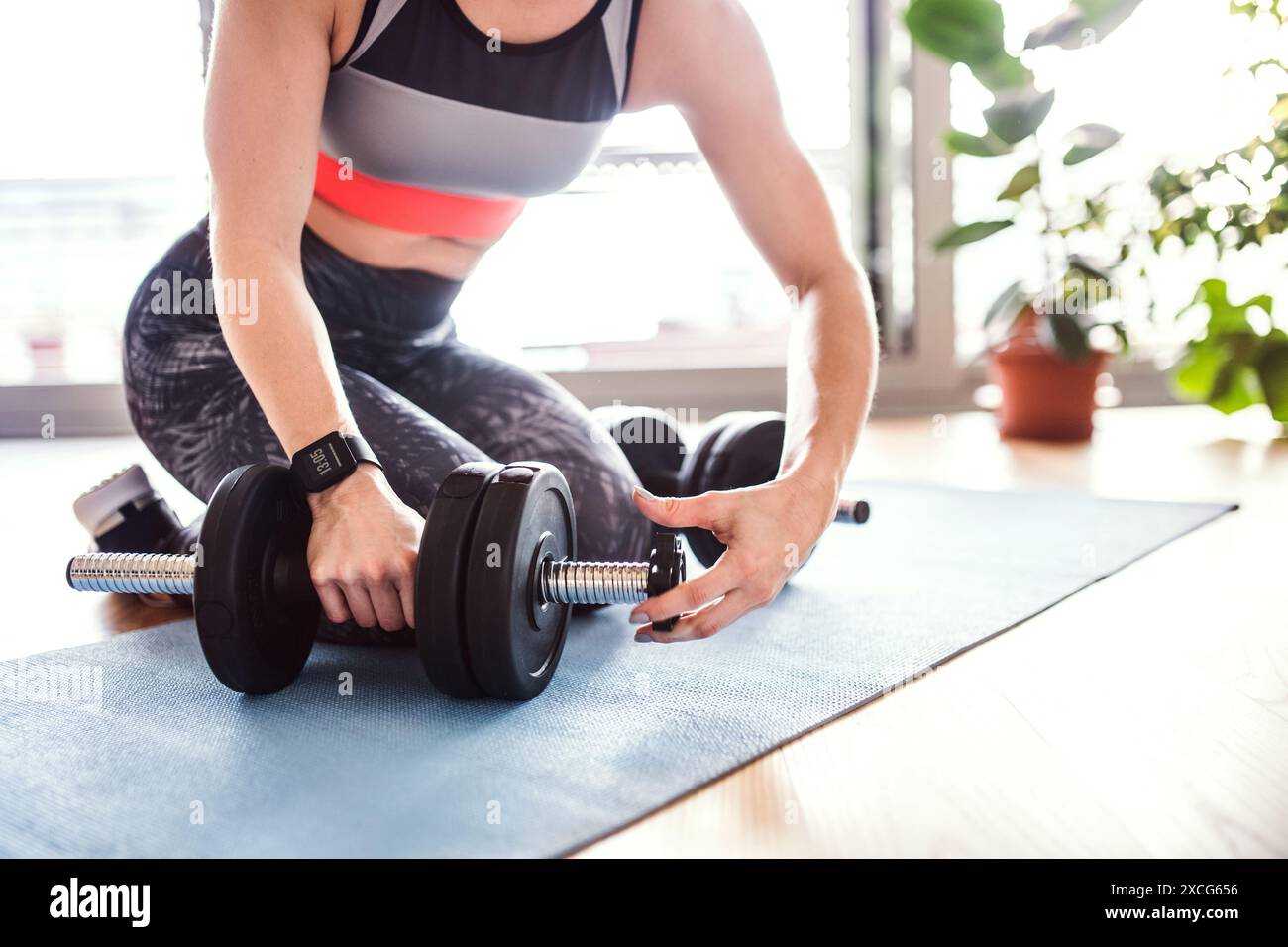 Sweaty workout clothes hi-res stock photography and images - Alamy