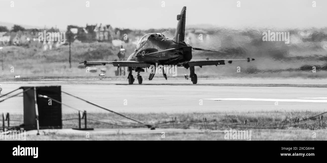 Air mask aircraft Black and White Stock Photos & Images - Alamy