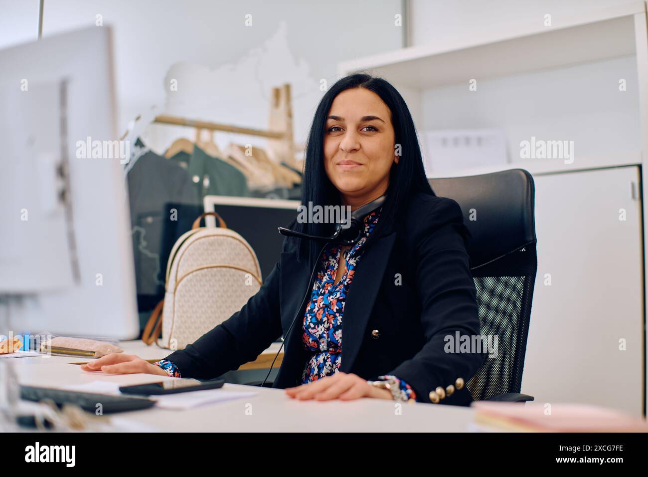 Efficient Call Center Agent Providing Seamless Customer Assistance ...