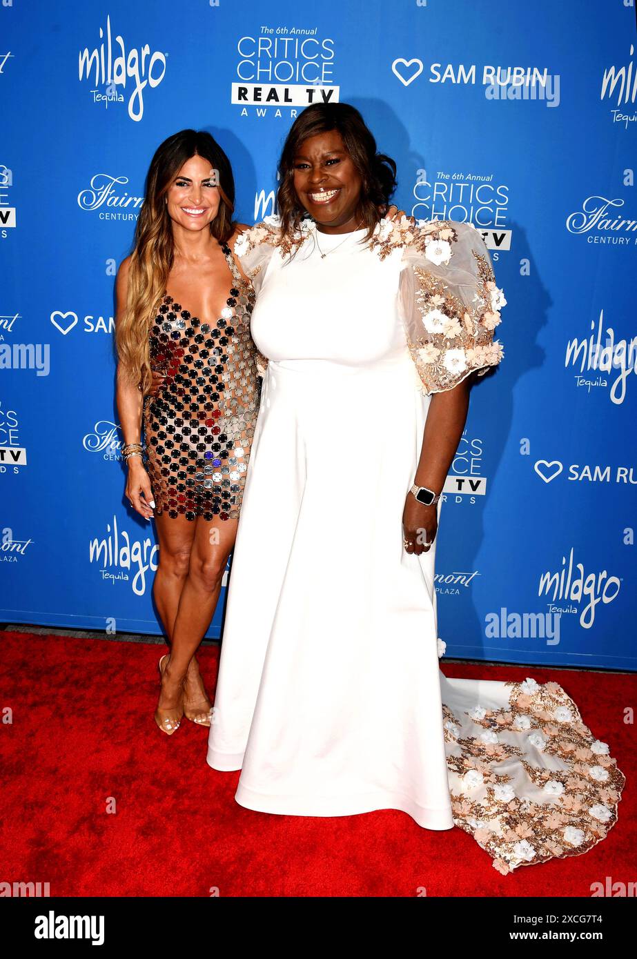 LOS ANGELES, CALIFORNIA - JUNE 15: (L-R) Alison Victoria and Retta ...