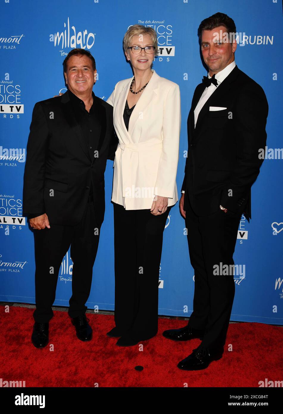 LOS ANGELES, CALIFORNIA - JUNE 15: (L-R) Stuart Krasnow, Jane Lynch and ...