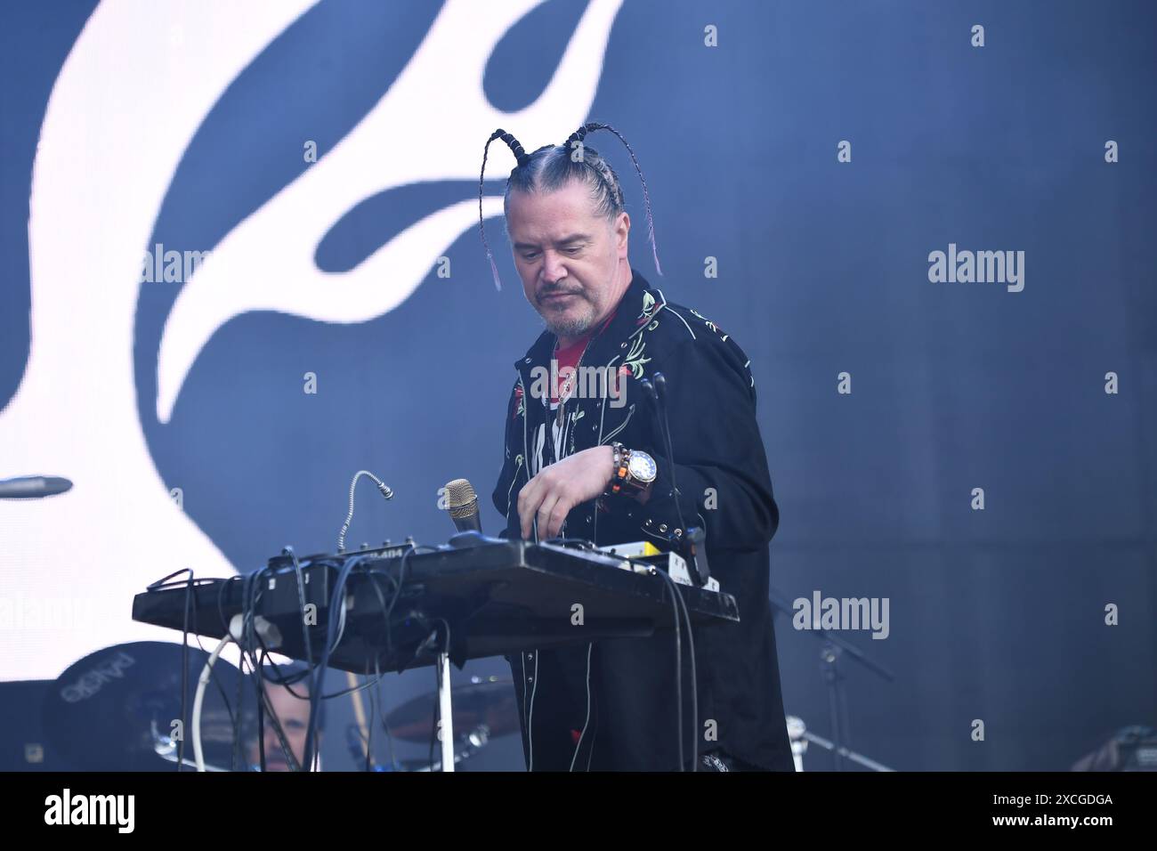 DERBY, ENGLAND - JUNE 14: Mike Patton of ‘Mr Bungle’ performing at ...