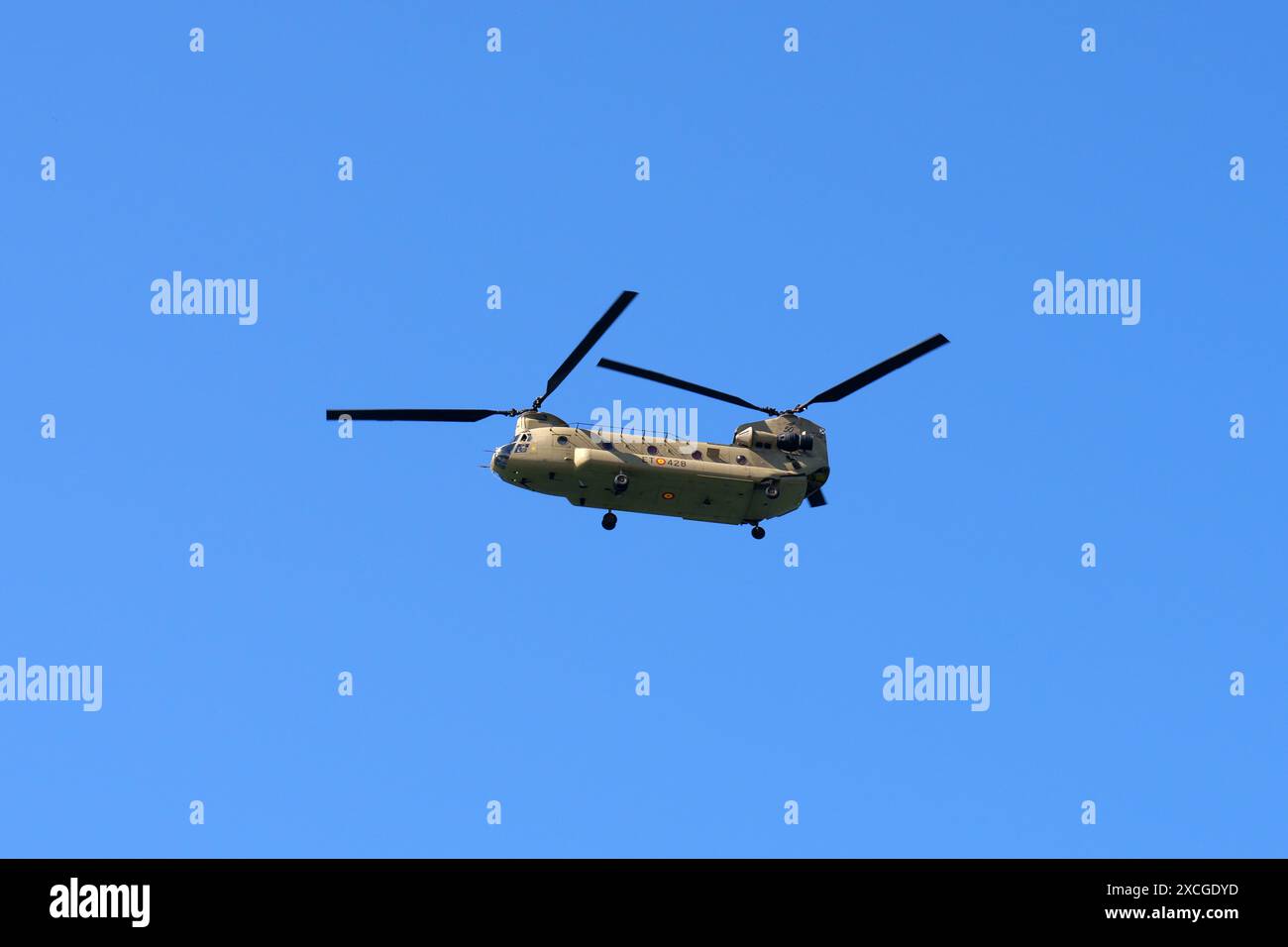 Chinook cockpit hi-res stock photography and images - Alamy