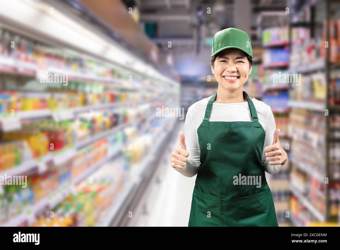 Asian supermarket staff hi-res stock photography and images - Alamy