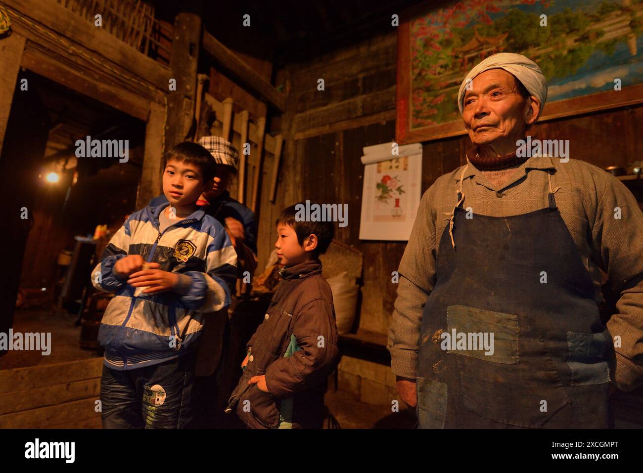 Caving Expedition to explore the caves of the Tongzi mastersystem in ...