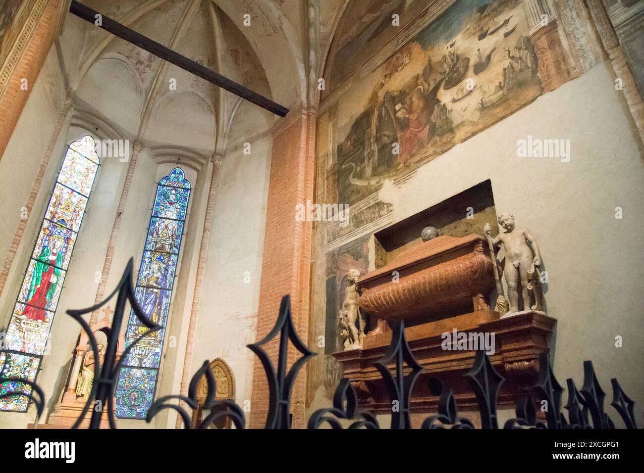 Angelo and Marsilio Lavagnoli sarcophagus in Cappella Lavagnoli ...