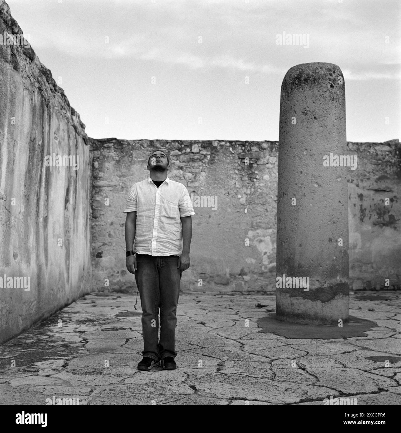 Curiosity pose Black and White Stock Photos & Images - Alamy