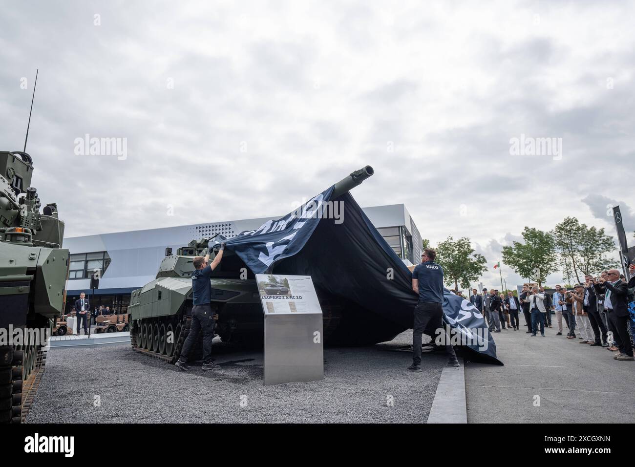 Eurosatory 2024 Rüstungsmesse Paris Frankreich KMWNEXTER Defense ...