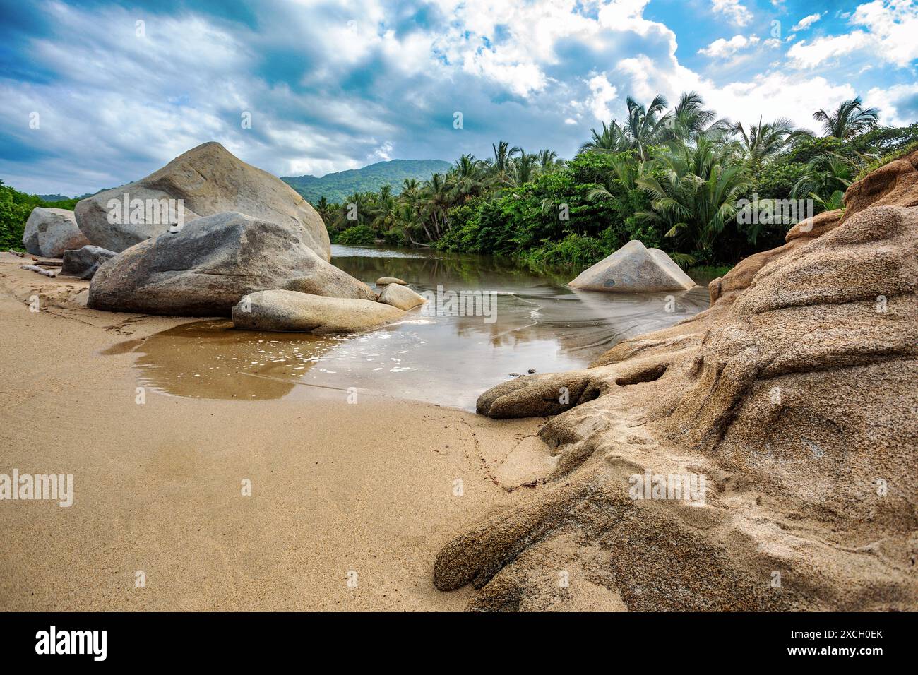 Most beautiful Caribbean beach, Playa Arenilla in Tayrona National Park ...