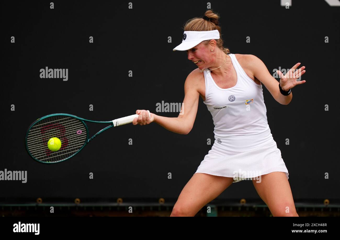 Magdalena Frech in action against Lucia Bronzetti in their women's ...
