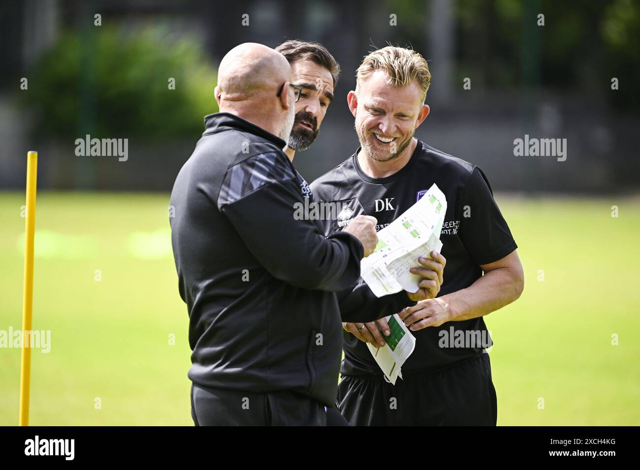 Antwerp, Belgium. 17th June, 2024. Beerschot's assistant coach Frank ...