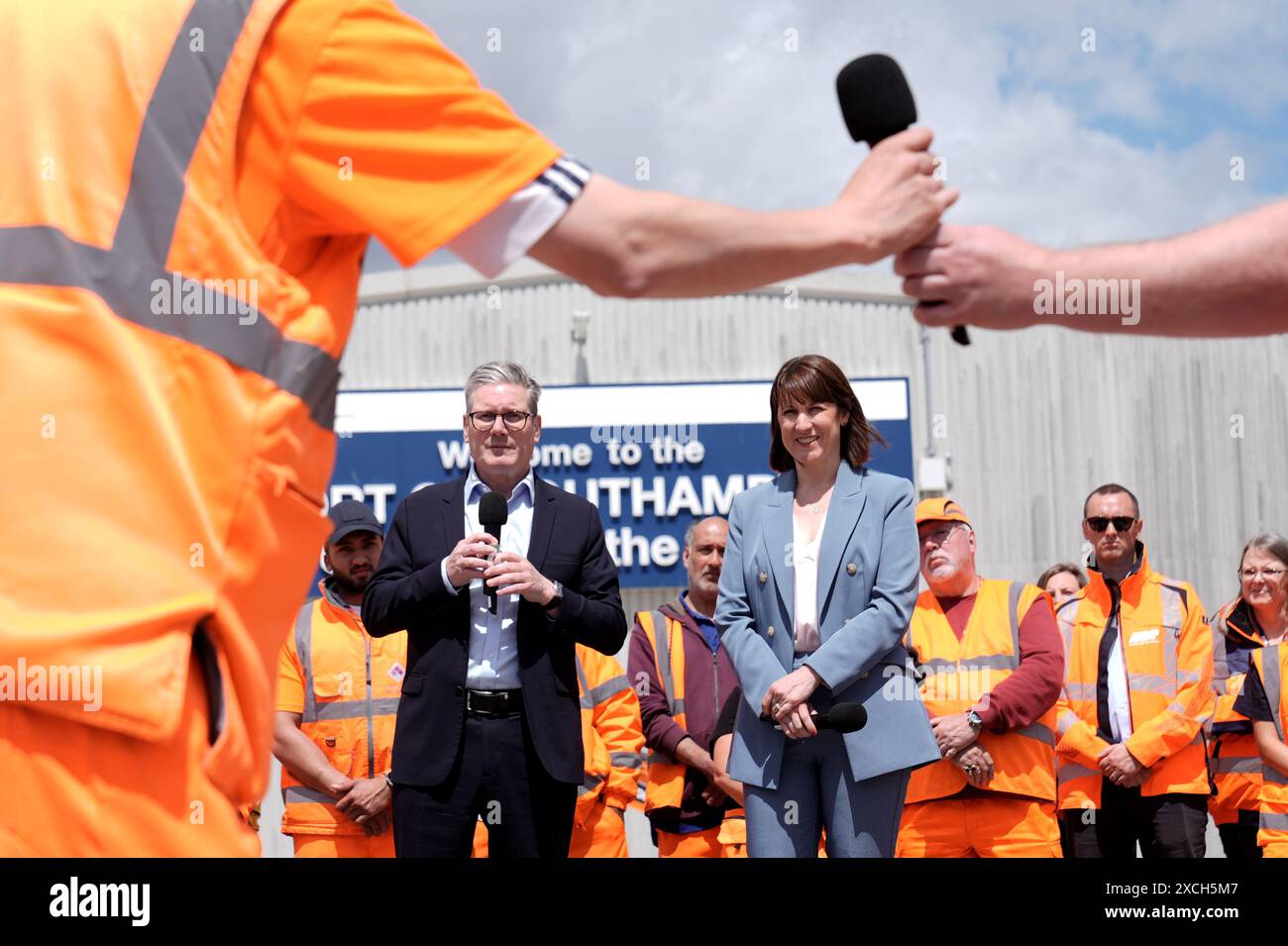 Labour Party leader Sir Keir Starmer and shadow chancellor Rachel ...