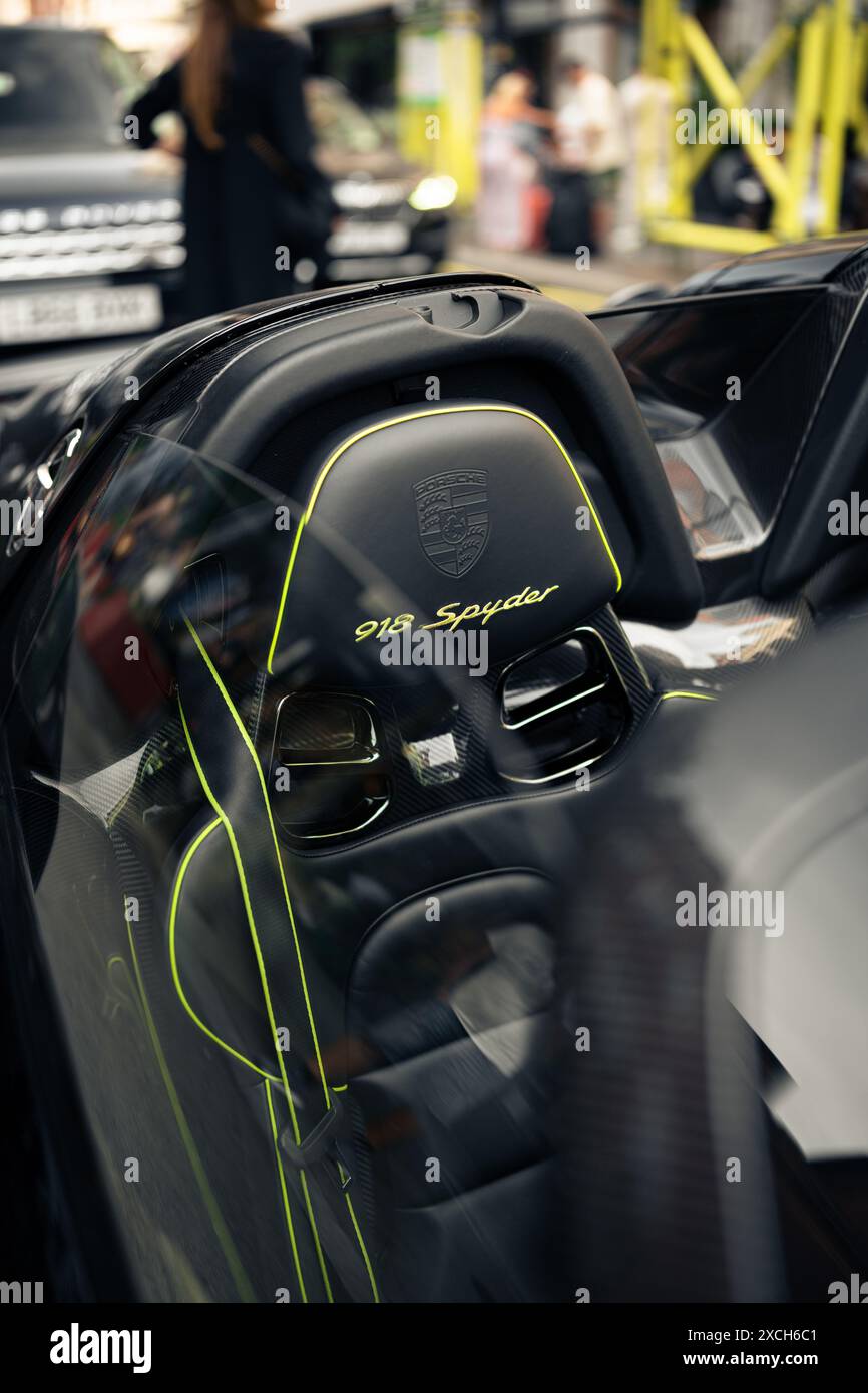 Interior porsche 918 spyder hi-res stock photography and images - Alamy