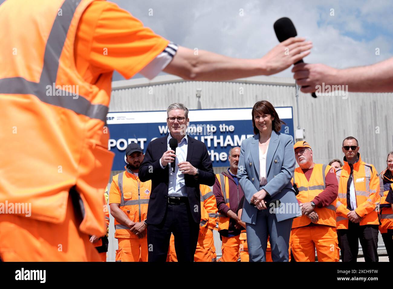 Labour Party leader Sir Keir Starmer and shadow chancellor Rachel ...