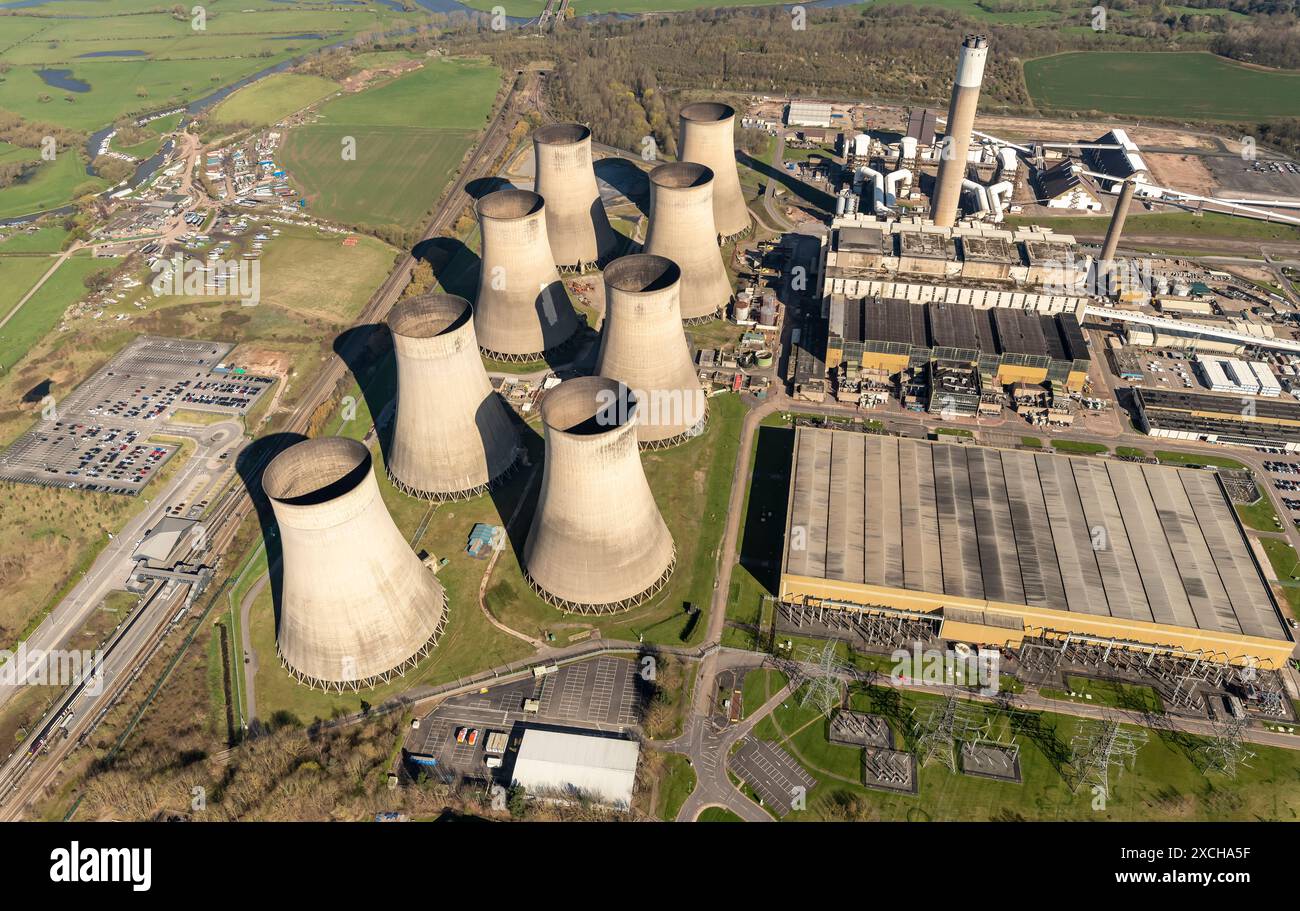 Aerial photo of Ratcliffe on Soar power station from 1500 feet Stock ...