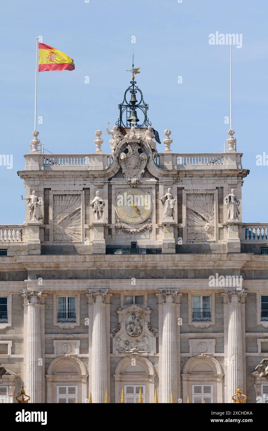 Madrid palacio real clock hi-res stock photography and images - Alamy