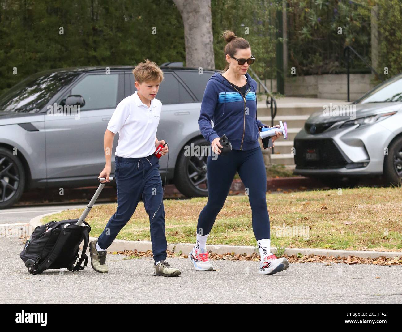 Exes Ben Affleck And Jennifer Garner Reunite On Their Son Samuels Last
