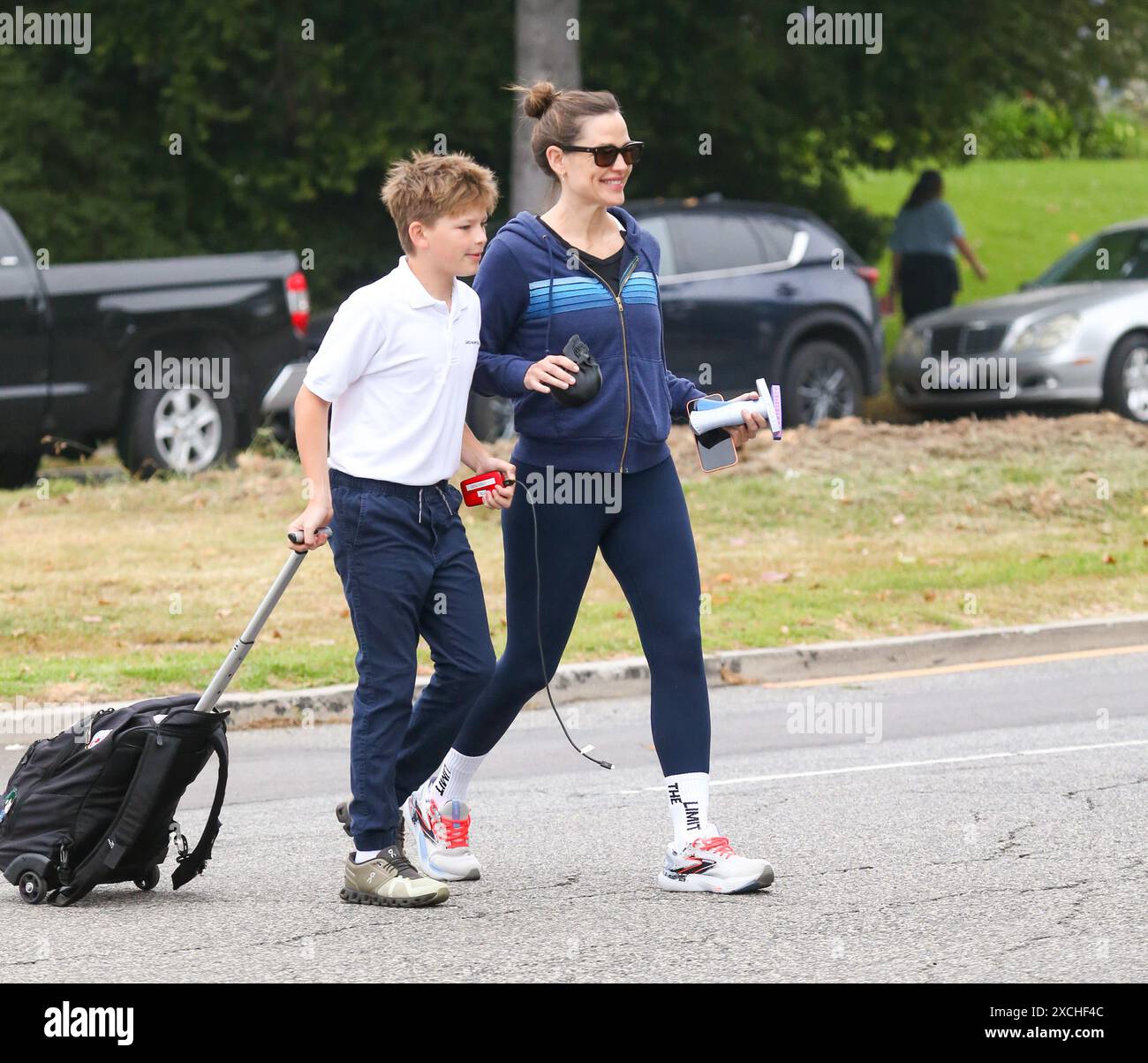 Exes Ben Affleck And Jennifer Garner Reunite On Their Son Samuels Last